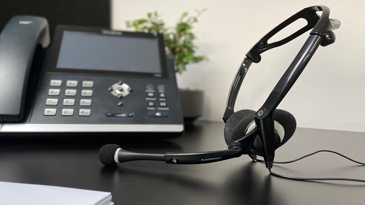 Plantronics Audio 400 USB Headset Review | Headset Store