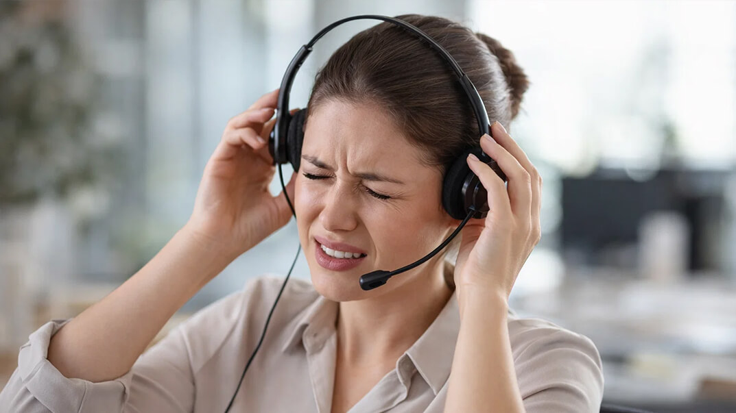 Best Office Headsets for All-Day Comfort (No Ear Pain or Pressure ...