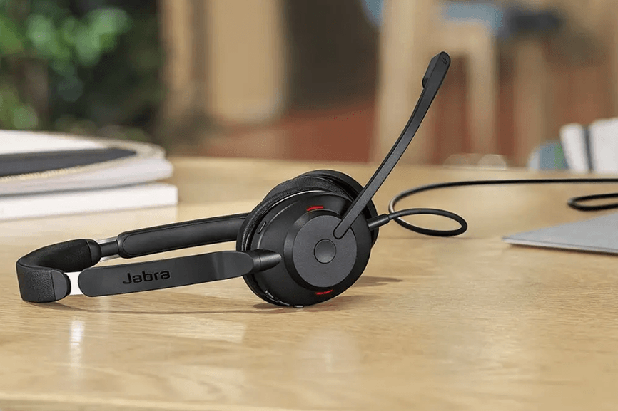 How to Use 2 Headsets on 1 Computer for Training | Headset Store