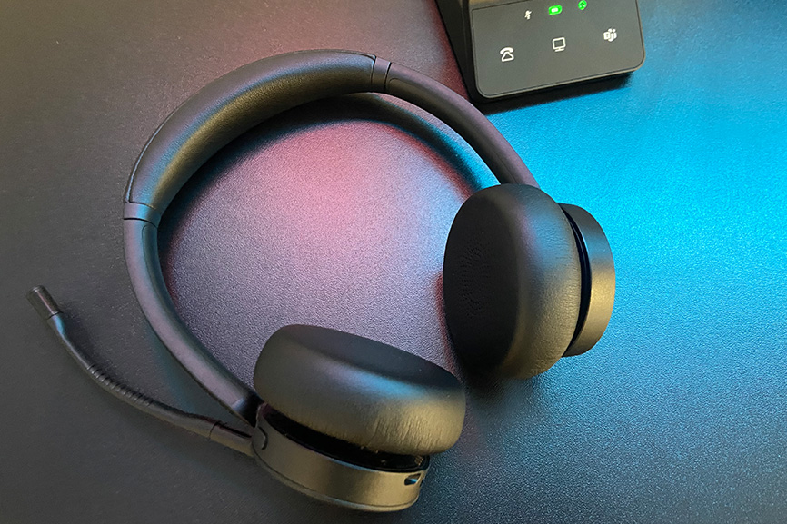 How to Use 2 Headsets on 1 Computer for Training | Headset Store